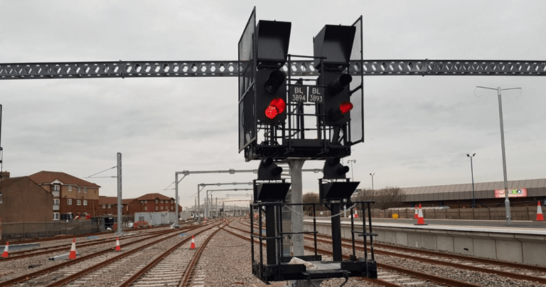 Signals explained - Network Rail