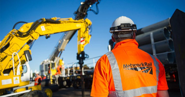 Reviewing our standards - Network Rail