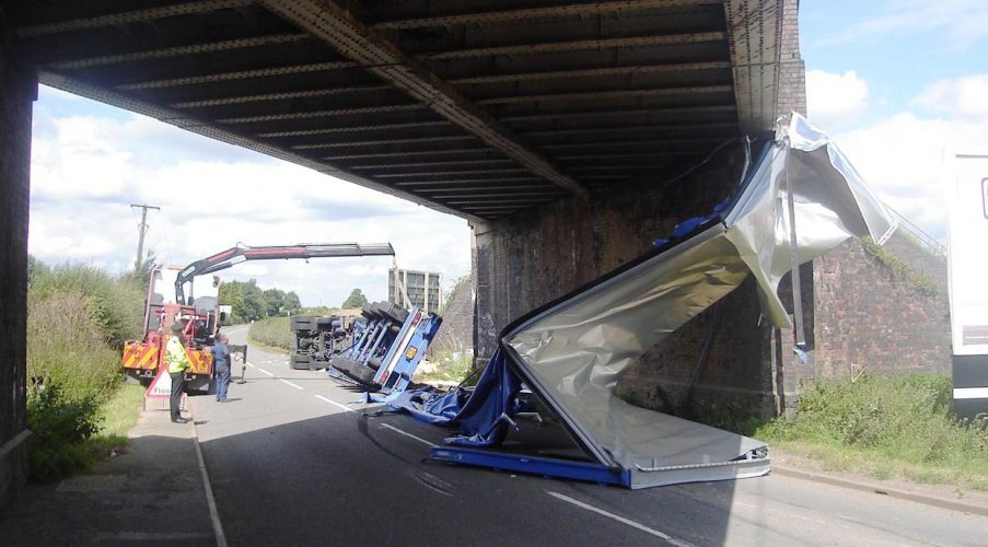 Bridge strikes: when and where they occur - Network Rail