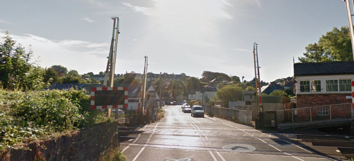 Spotlight on level crossings - Network Rail