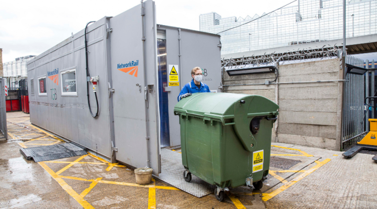 Recycling around the railway - Network Rail