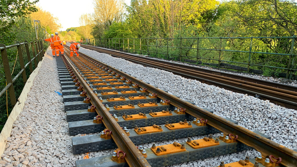A greener railway: more environmentally friendly sleepers - Network Rail