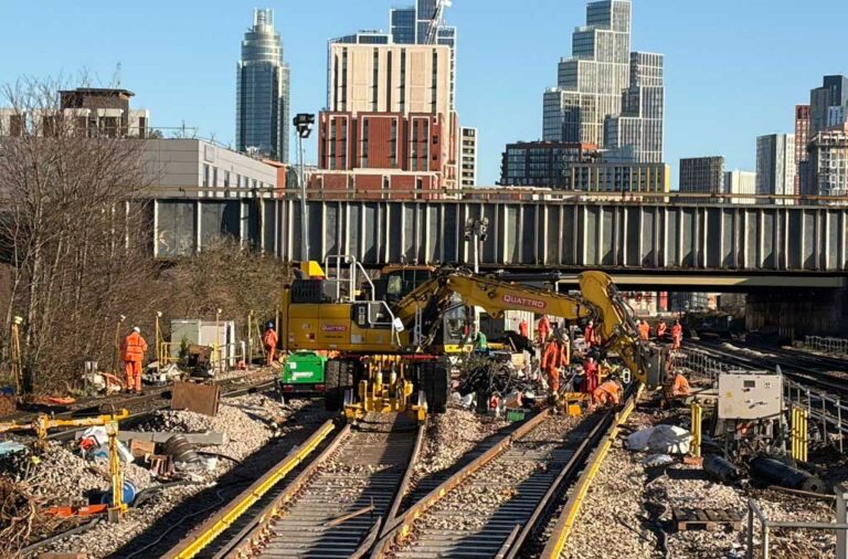 London Waterloo and Clapham Junction line closures - Network Rail